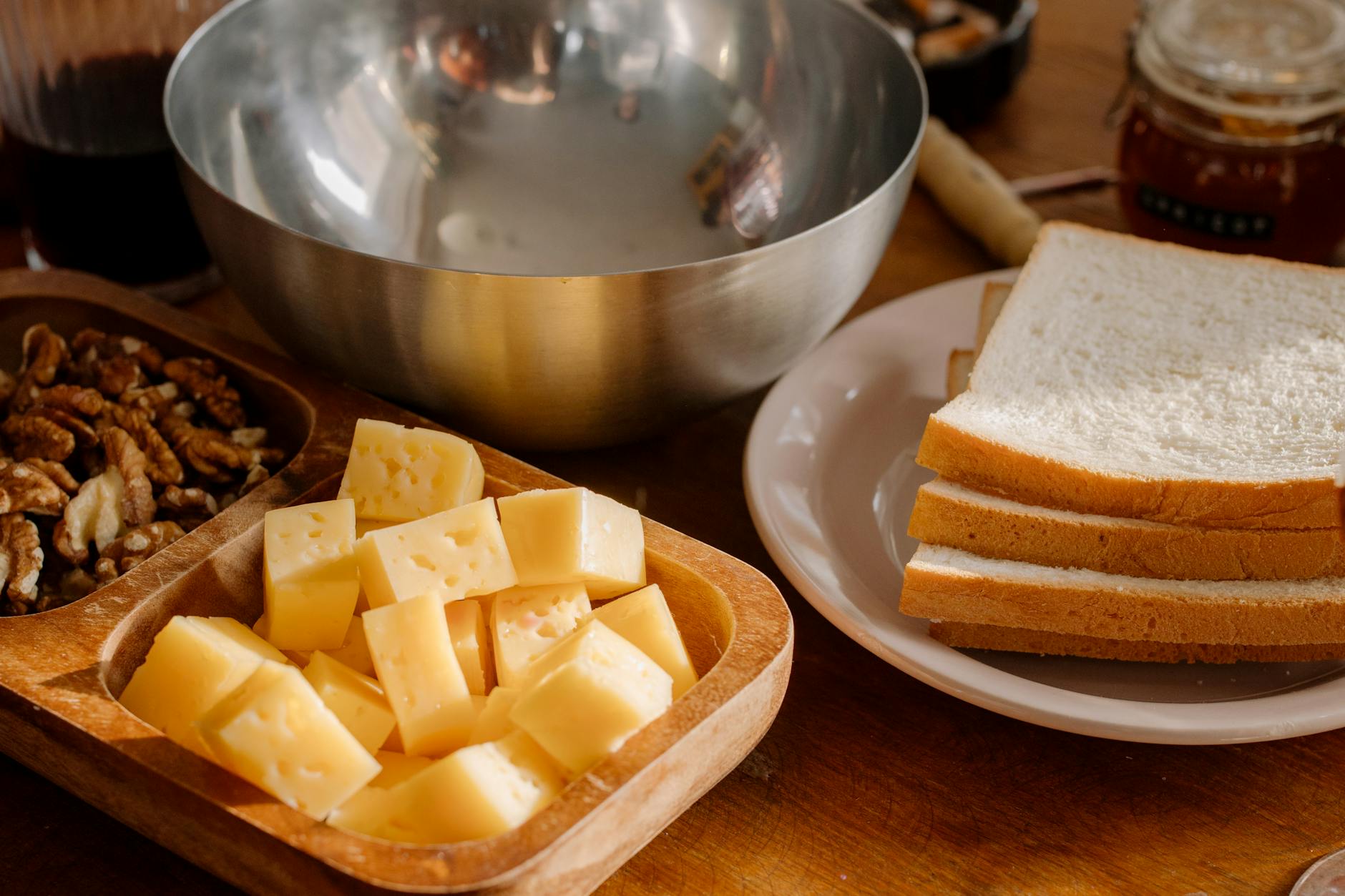 Cheese Lovers’ Guide: Best Options for the Lactose Intolerant - Gluten ...